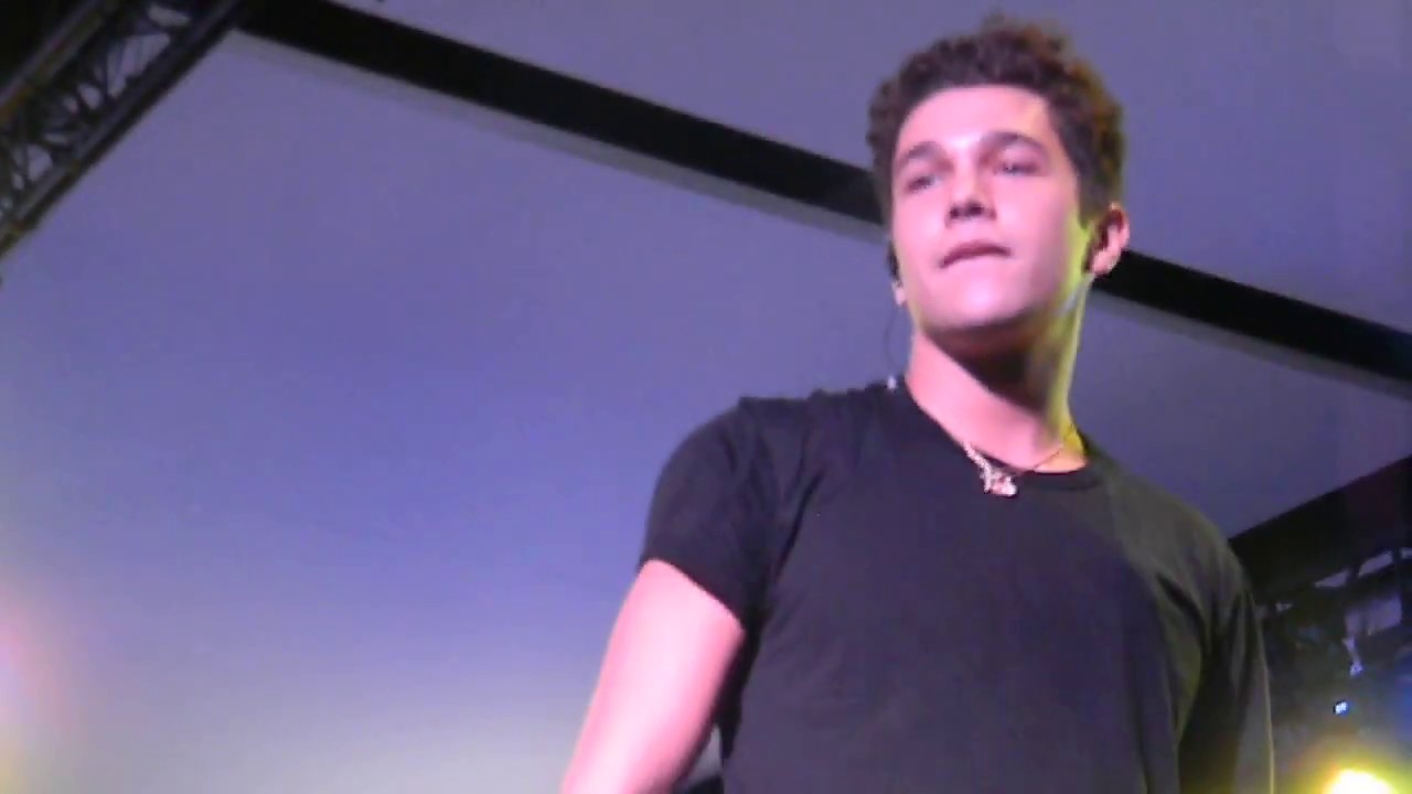 Austin Mahone-U live - YouTube