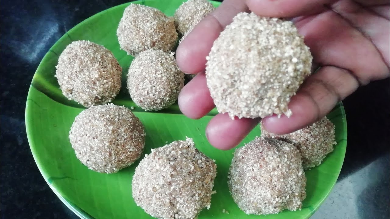 తొలి ఏకాదశి రోజు చేసుకునే పేల పిండి లడ్డు//jowar popcorn flour laddu ...