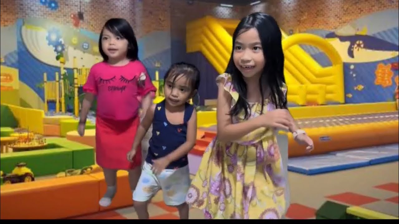 Using different background. Dancing lala chan dance - YouTube