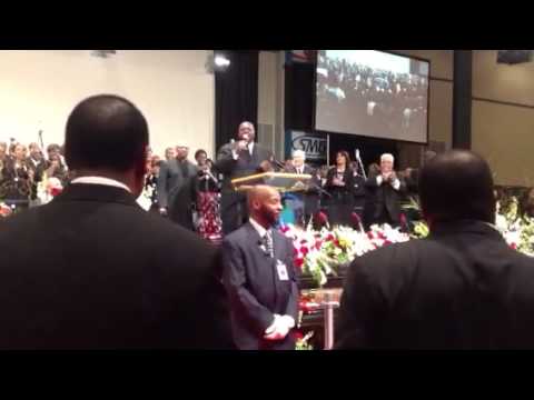 Neal Roberson at Bishop Blakes Sr' Homegoing Celebration - YouTube