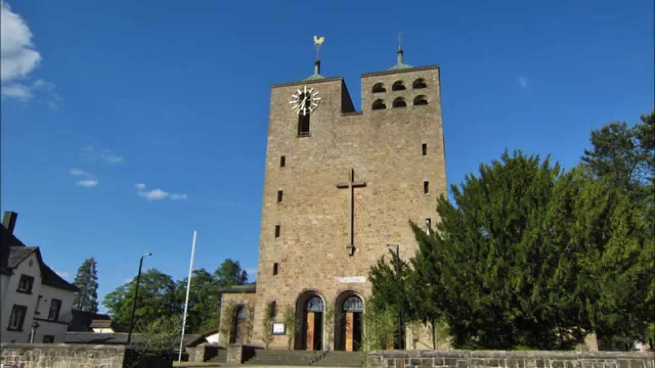 Waldfischbach-Burgalben (D - PS) Geläute von St.Josef - YouTube