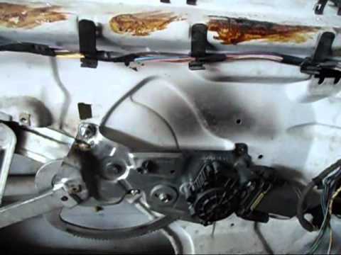 *FIXED* BMW E36 loose window regulator - YouTube