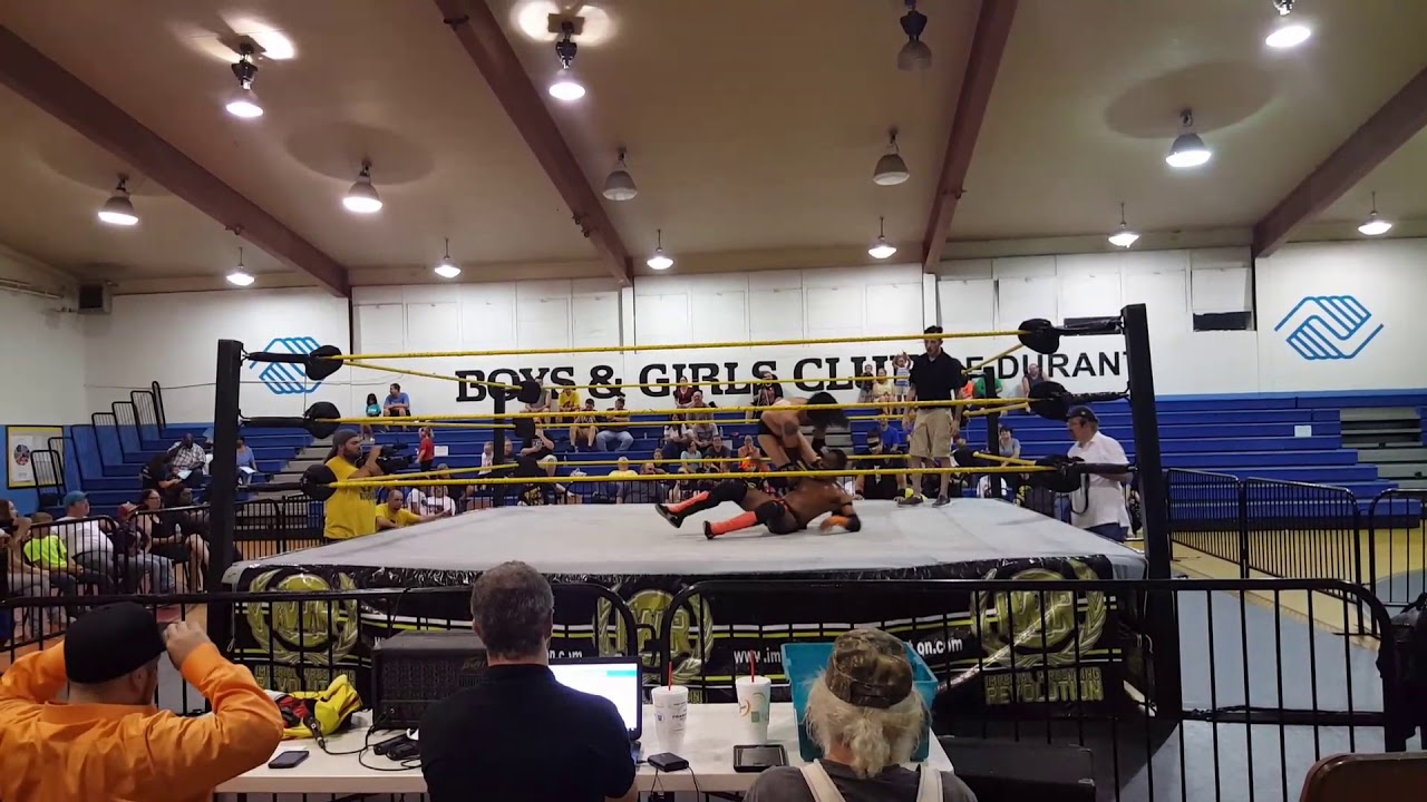 Arrow Club's Kyle Hawk vs Mr B - Durant, OK 8/19/17 - YouTube