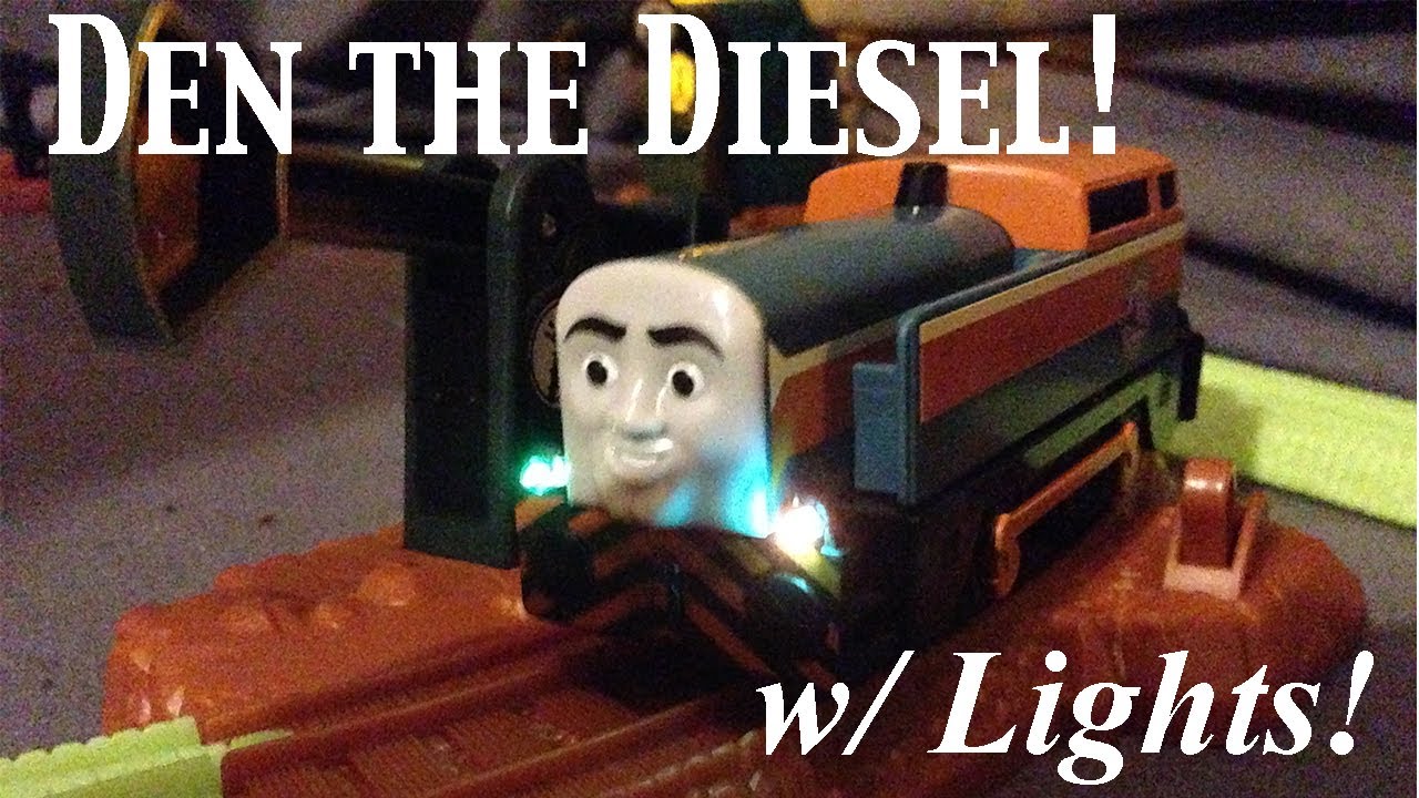 Thomas and Friends Trackmaster Village Light-Up Den! - YouTube