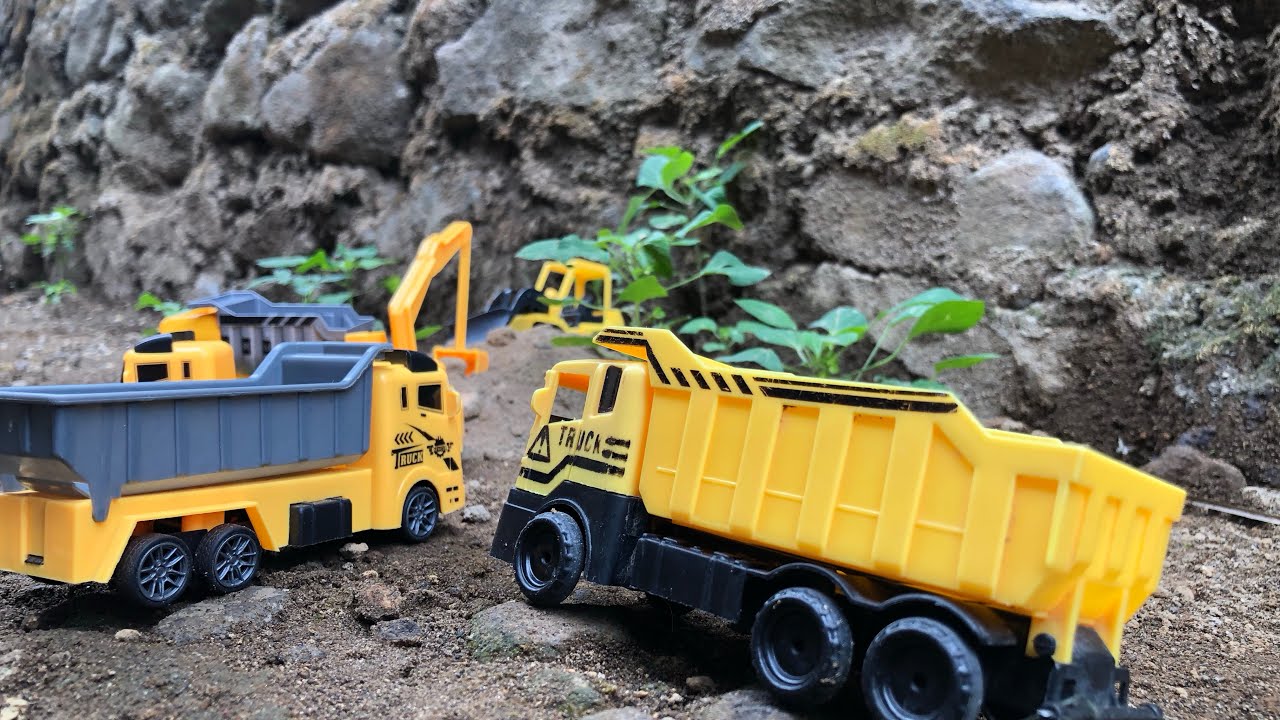 Mobil Truk ‼️ Truk Kuning Tronton Oleng Muatan Berat #trukoleng # ...