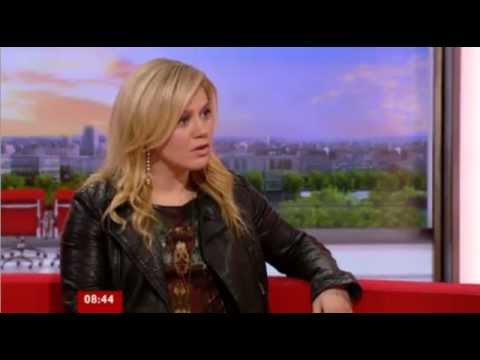 Kelly Clarkson - Interview - BBC Breakfast (UK) (December 4, 2012 ...