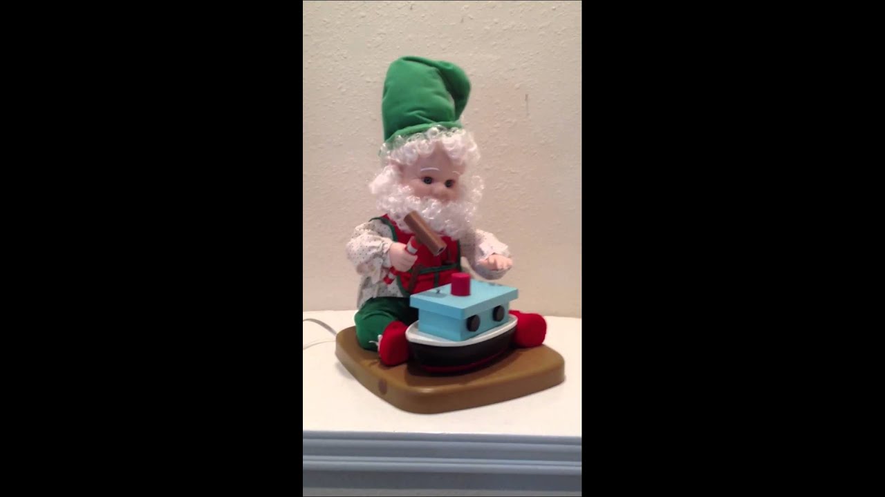 Santa's Best Animated Elf - Hammering Carpenter - YouTube