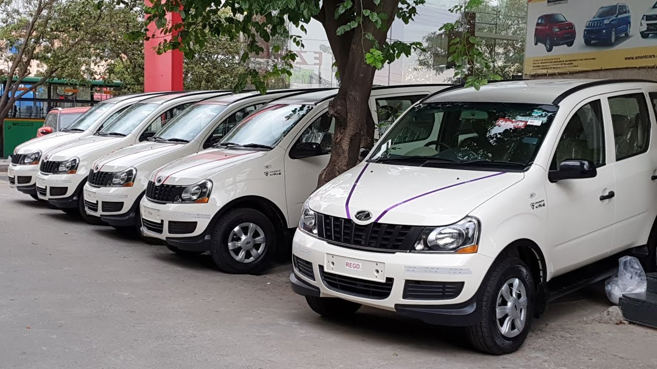 Taking Delivery of 10 Mahindra Xylo at Sametime|Exterior&Interior|All ...