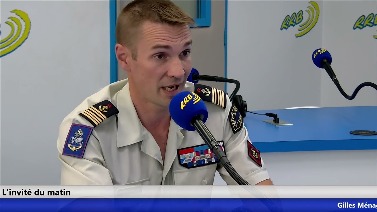 Le colonel Michel Stachowski, le nouveau chef de corps du RSMA - YouTube