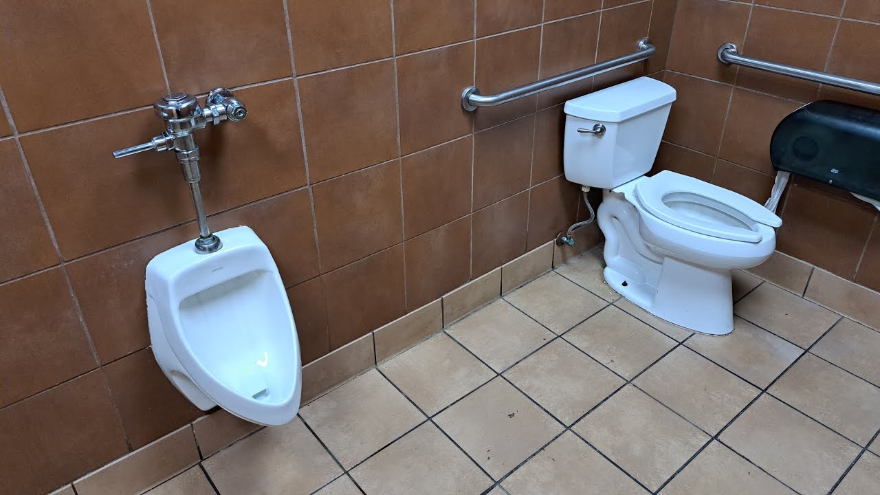 KFC Men's Restroom - YouTube