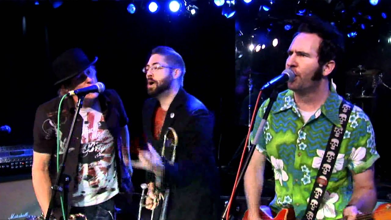 Reel Big Fish - The New Version of You - Live on Fearless Music HD ...