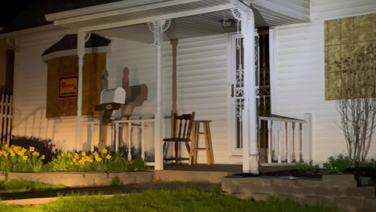 Moline house after fire 04 27 22 - YouTube