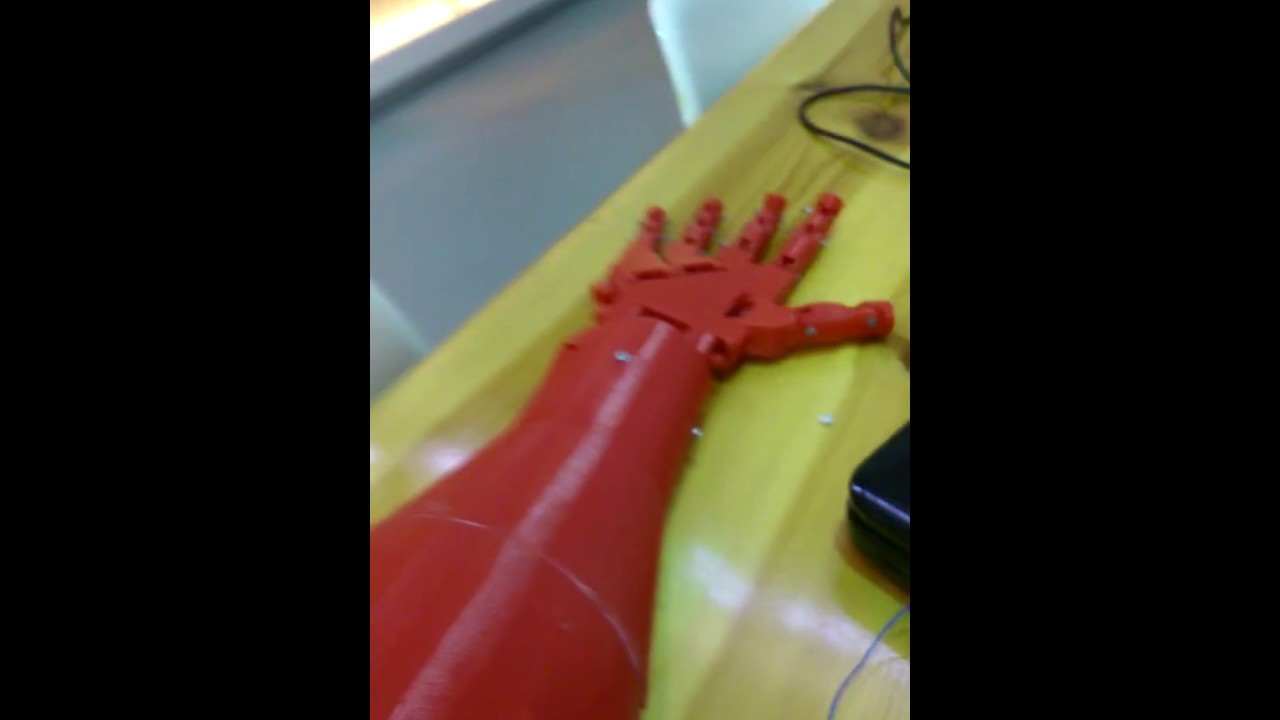 Inmoov Bionic hand controlled by EMG arduino - YouTube