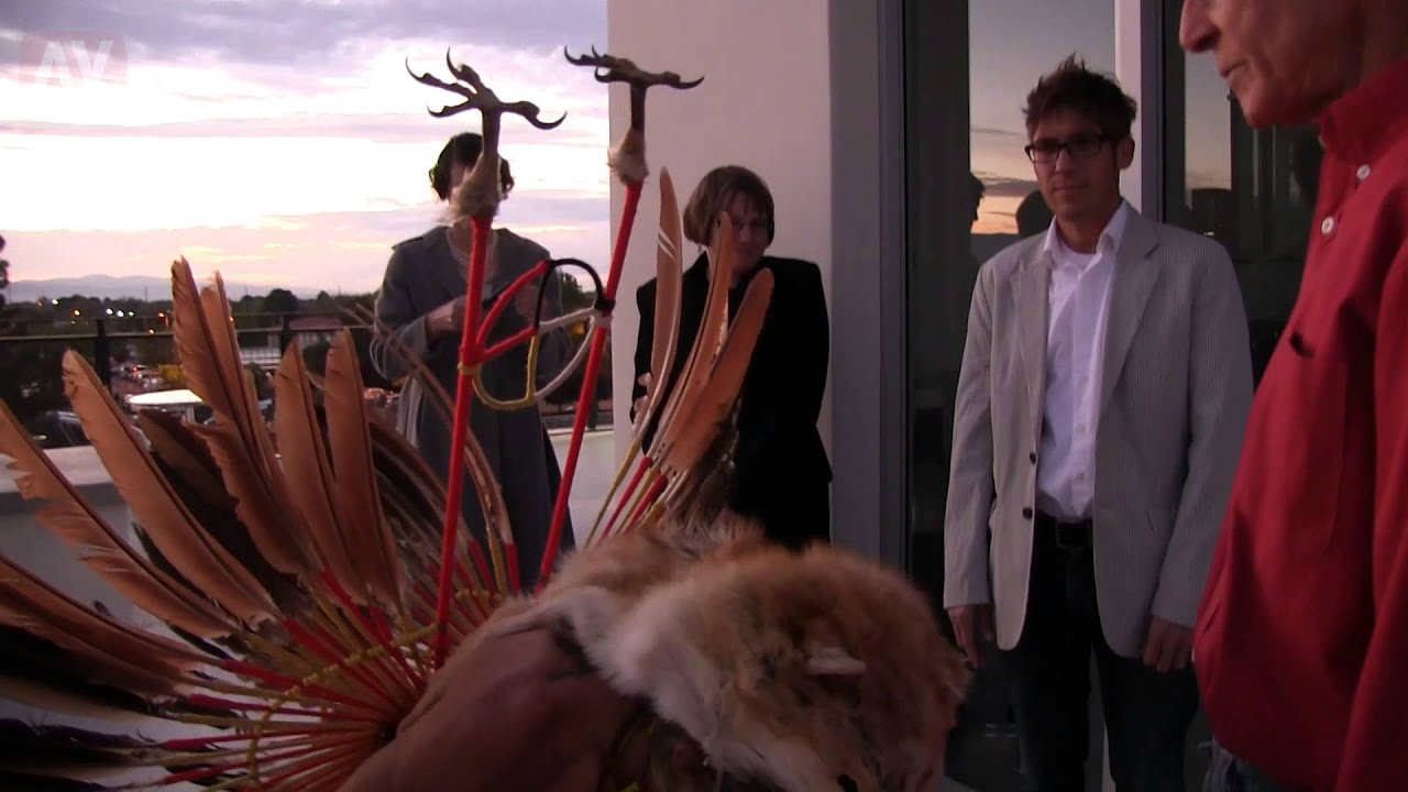 Apache Blessing Ceremony - A.V. Indian Museum staff - YouTube