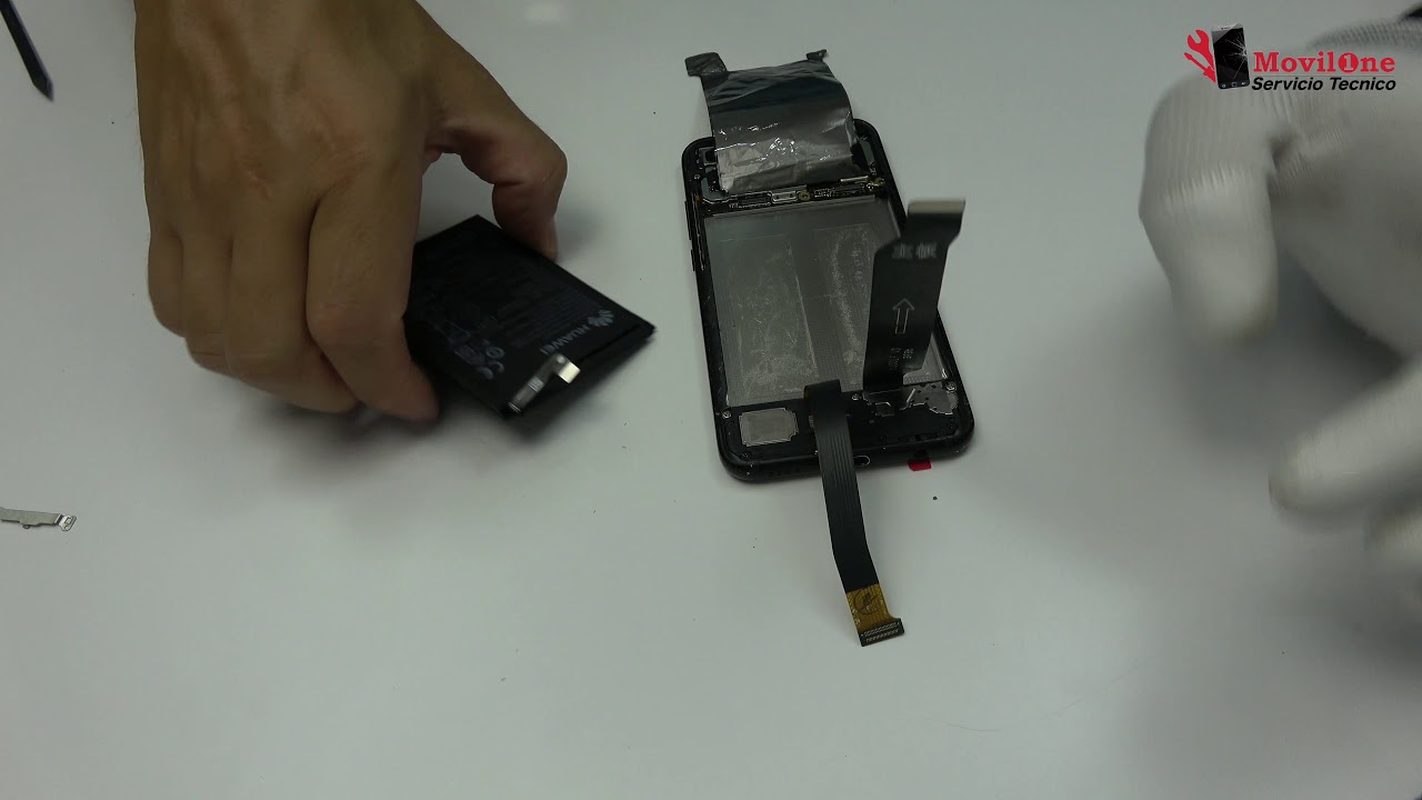 Battery Replacement Huawei Honor 10 - YouTube