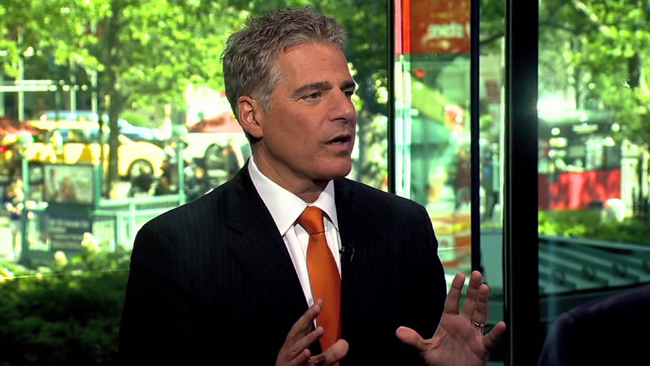 Leonard Lopate on WNYC's "The Leonard Lopate Show" - YouTube