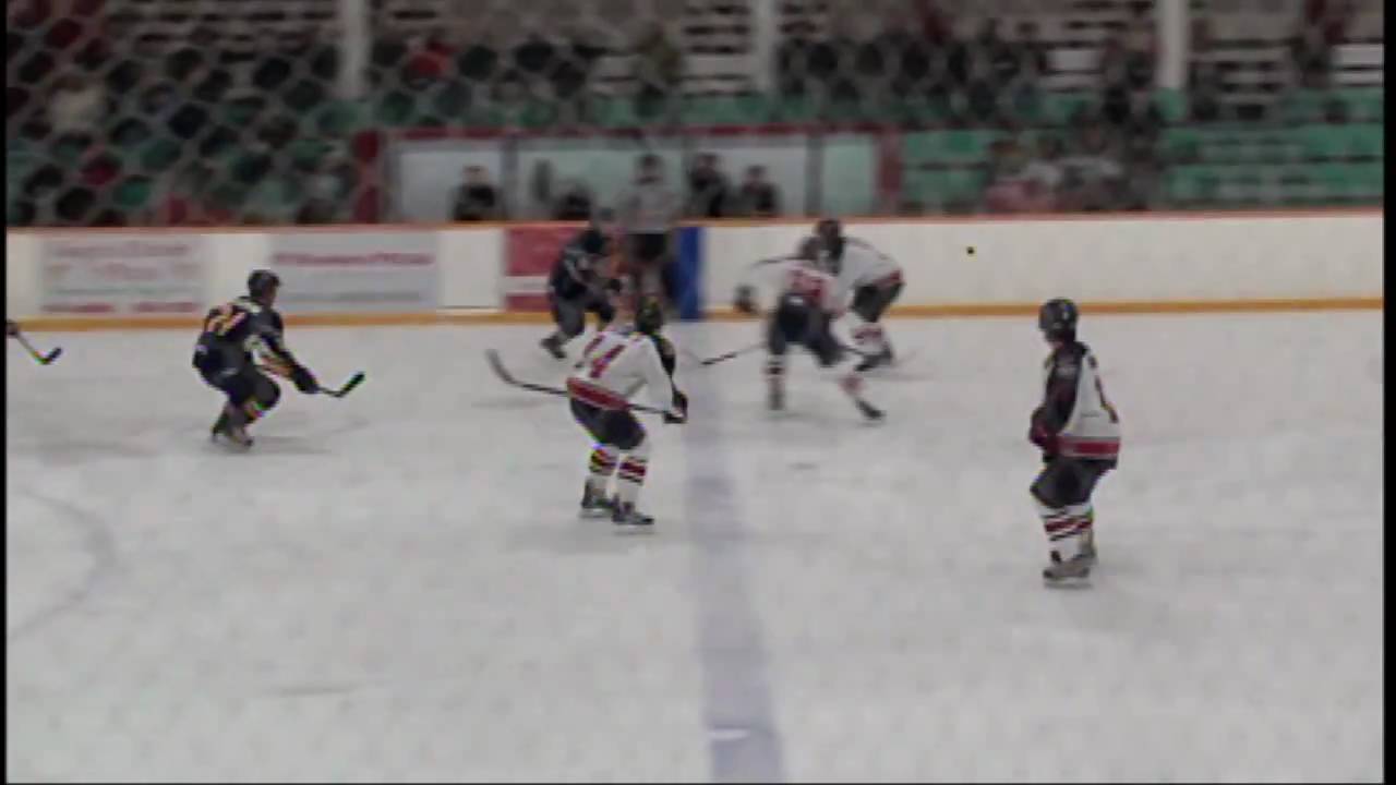 Luke Warner hits Robbie Lepine - YouTube