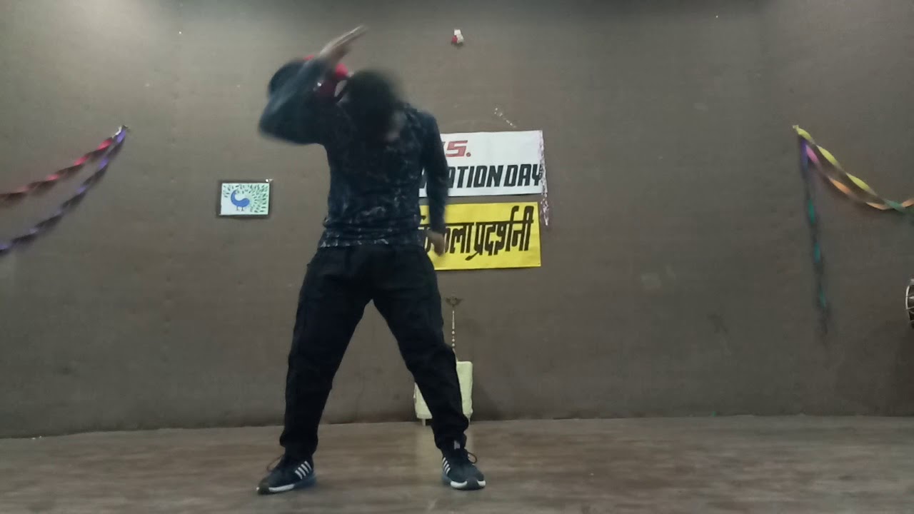 KV Chamera 1 - Solo Dance - Akash XI A - YouTube