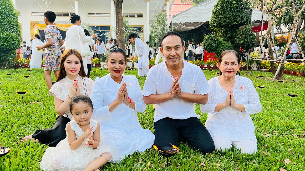 ច័ន្ទ តារាទី ចូលរួមបុណ្យមហាមាឃបូជាជាមួយមនុស្សរាប់មុឺននាក់នៅវត្ត គល់ទទឹង ...