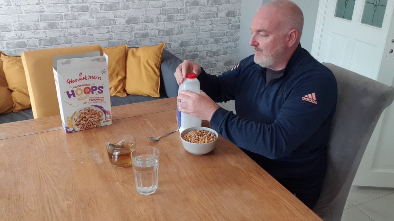 How to make a bowl of cereal - YouTube