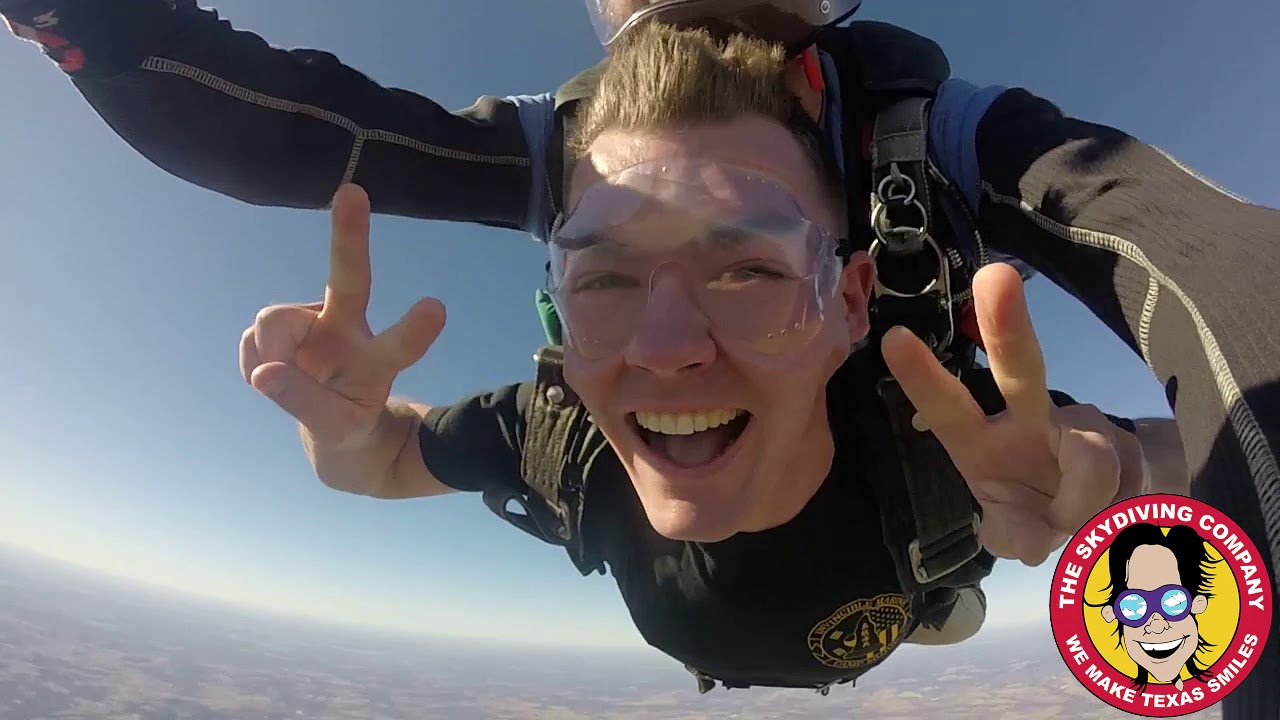 Tandem Skydiving Palin From Bryan, Texas - YouTube