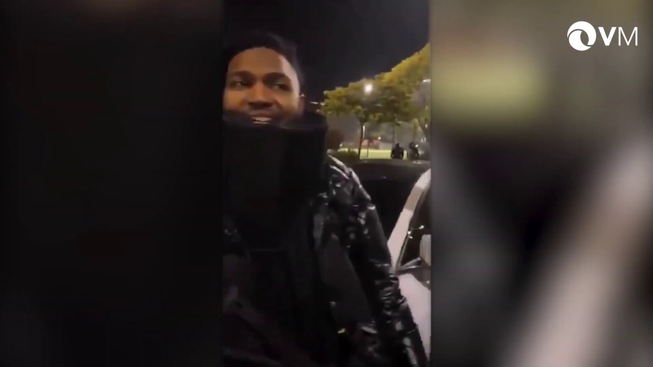 Raz Simone Hands Out Firearms To CHAZ | Capitol Hill Autonomus Zone ...