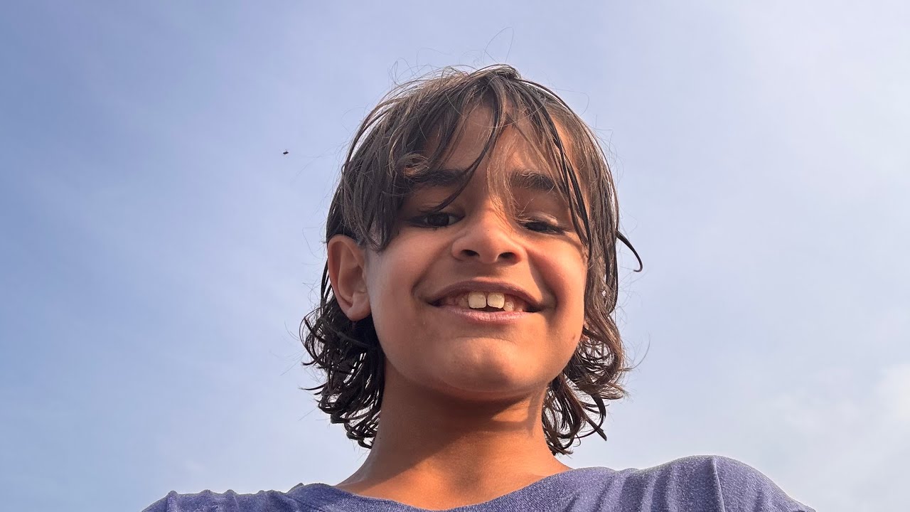 Andre Hayder - Lighting Up (visualizer) - YouTube