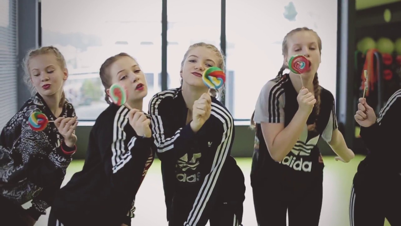 KIDS Crew "Shining" - YouTube