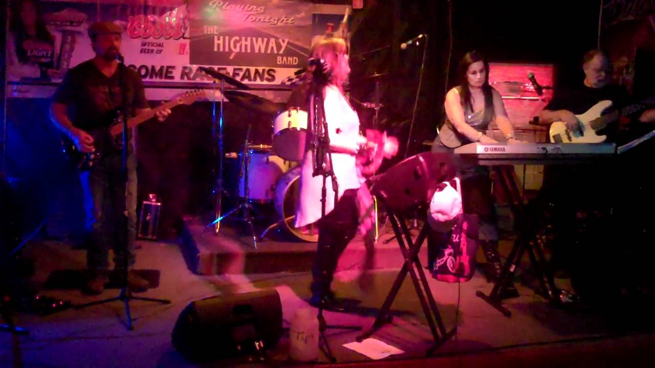 Breakdown (Cover) The Highway Band - YouTube