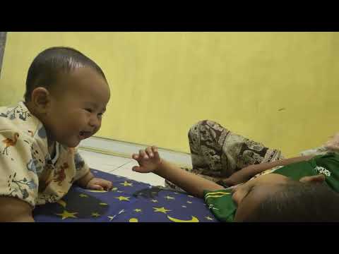 Kakak Nizam dan Adek Nazril #bayi #bayilucu 