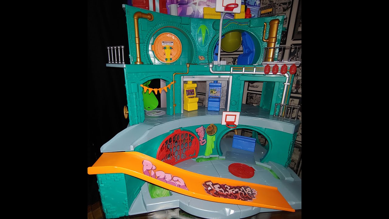 Building an Epic Sewer Lair Playset from Rise of the Teenage Mutant ...