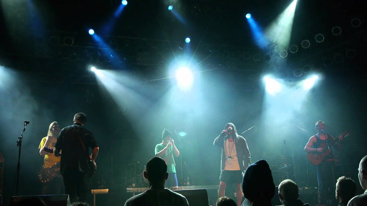 Notkea Rotta - Kuka Muilutti Nukkumatin? (Live at Pakkahuone) - YouTube