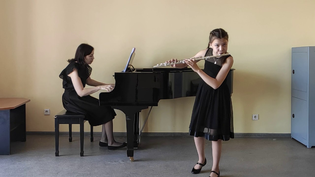Serebrennikova Arina 11 y.o. A.Vivaldi Concerto Op.X, No.5 (1 part ...