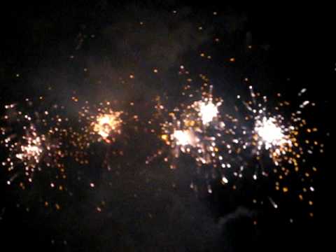 Big Balls - Kaboom Fireworks 09 - YouTube