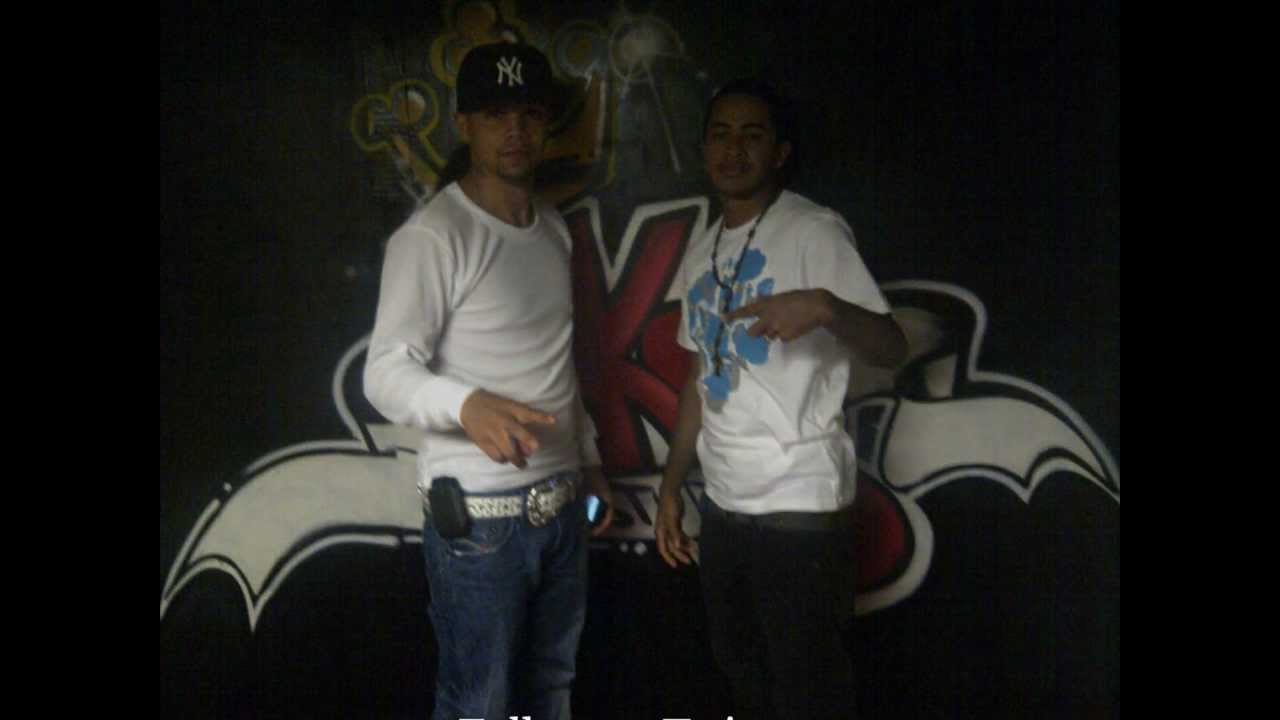 Flow Sencillo - El Diko Duro ft Born Legacy - YouTube