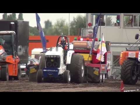 Super Stock 3,5t @ Zele EC 2013 Tractor Pulling