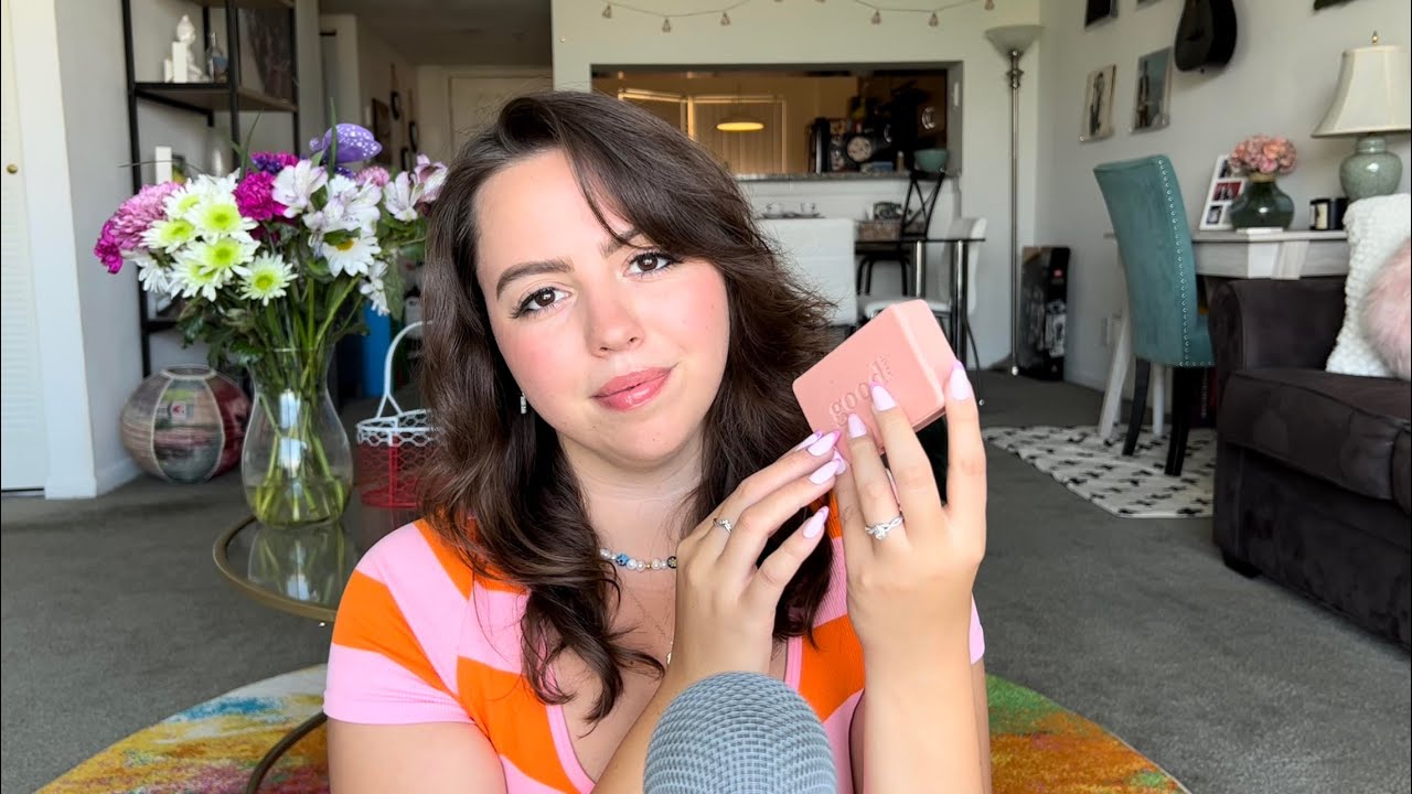 ASMR addictive tapping and scratching | tapping on everyday household ...