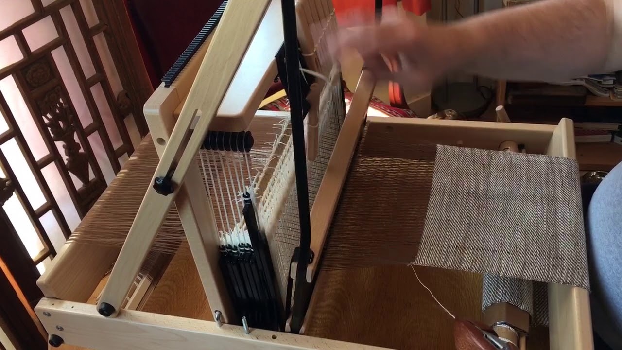 Weaving on the Louët Jane table loom - YouTube