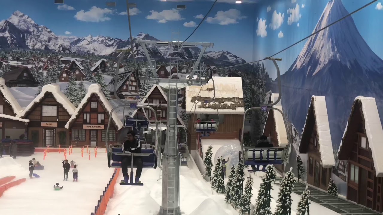 Trans Snow World Bintaro - YouTube