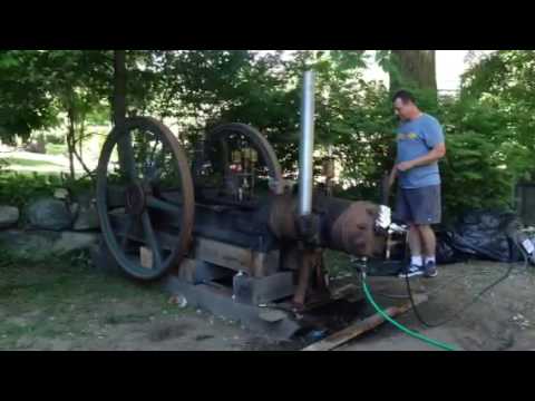 Half breed oil field engine. First run - YouTube
