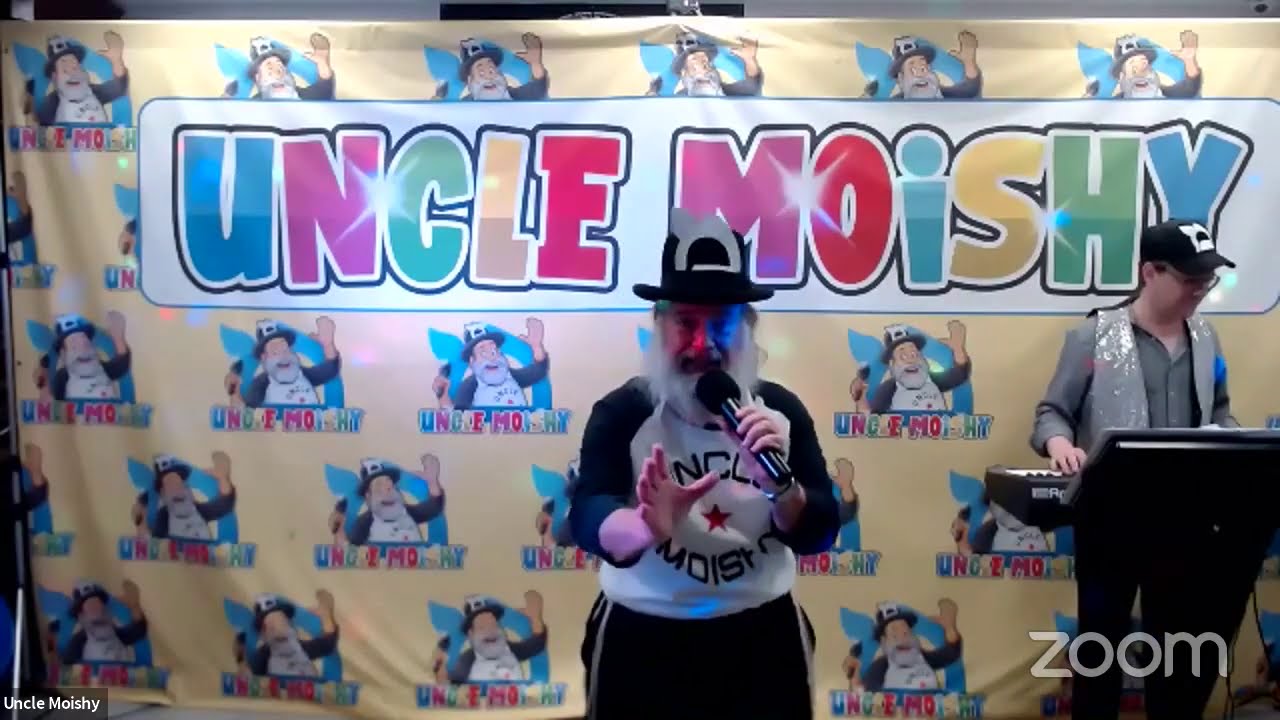 Uncle Moishy Live Concert! - Hershel Weiss Summer Program - YouTube