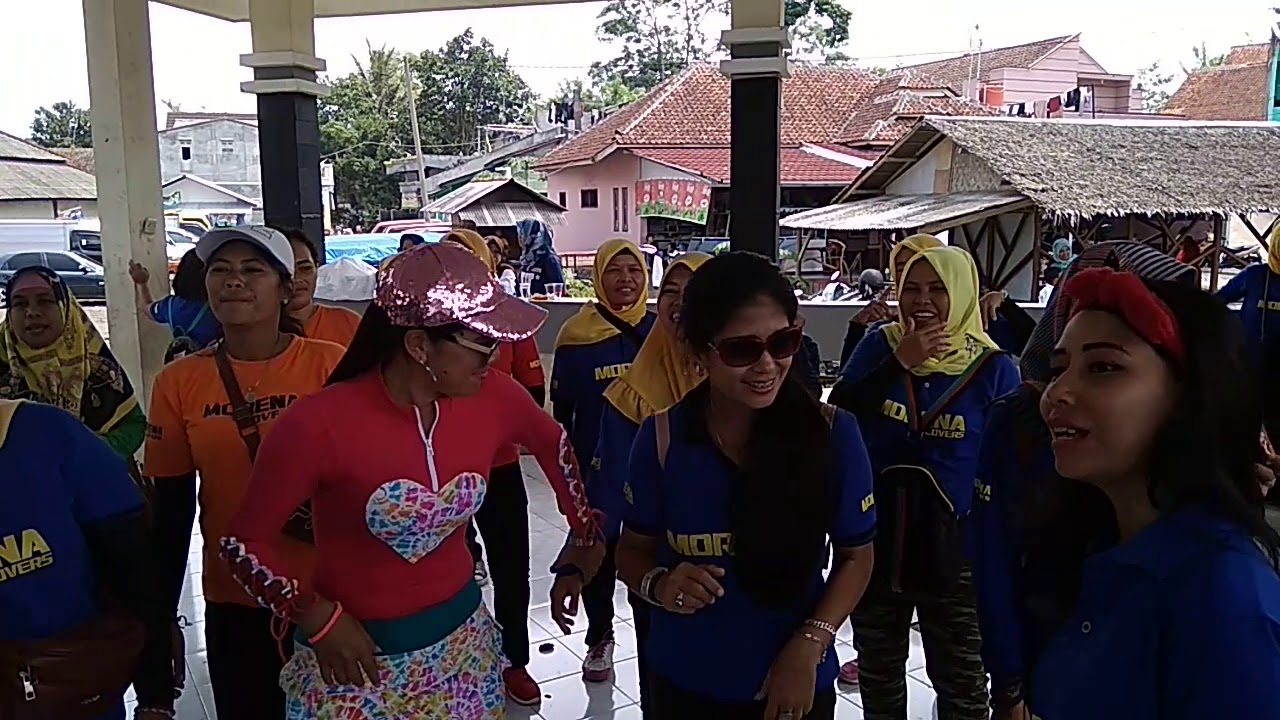 Show bareng Deni ramdan - YouTube