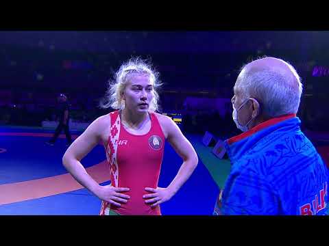 BRONZE WW - 68 kg: H. SADCHANKA (BLR) v. A. BEREZHNA STA (UKR)