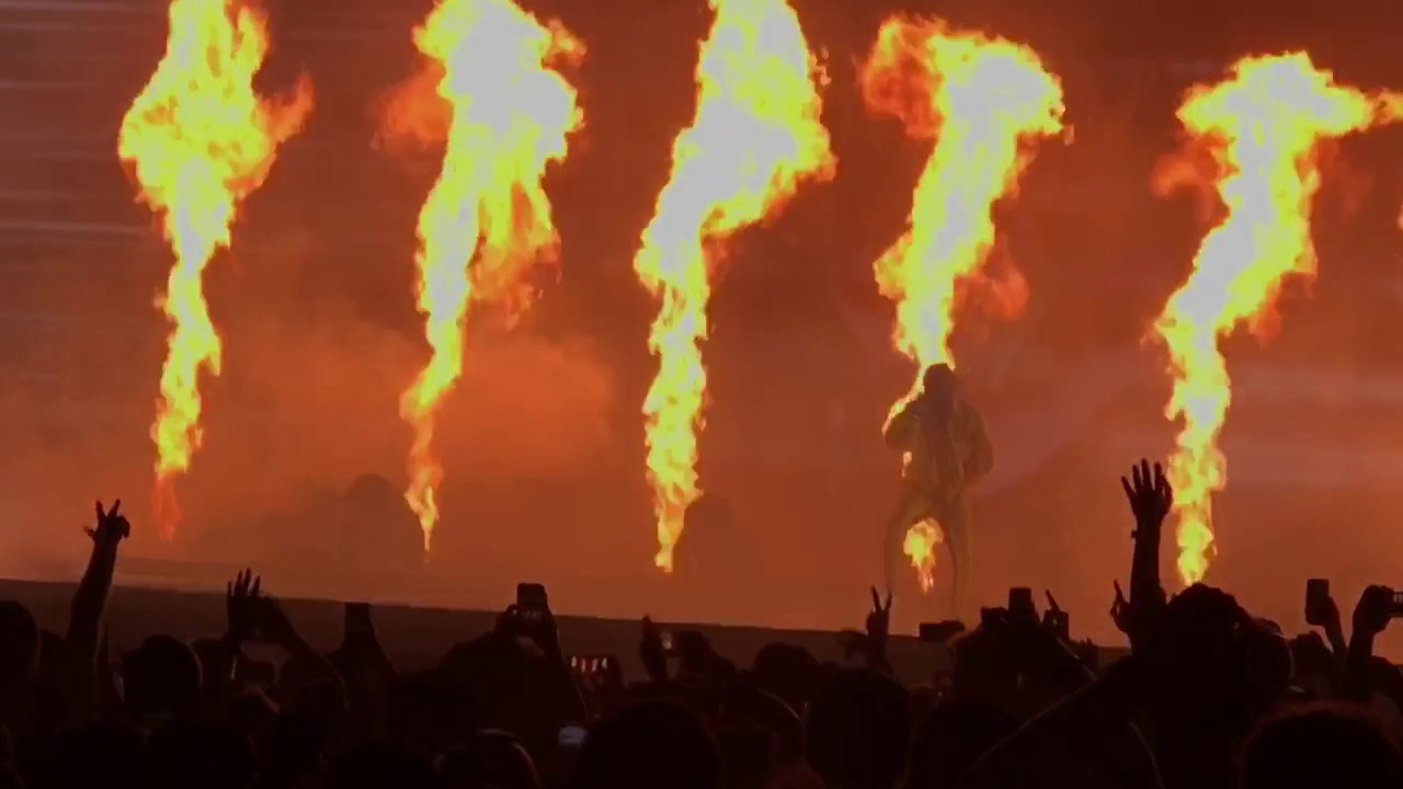 Kendrick Lamar - DNA - The DAMN Tour - Seattle, WA - YouTube