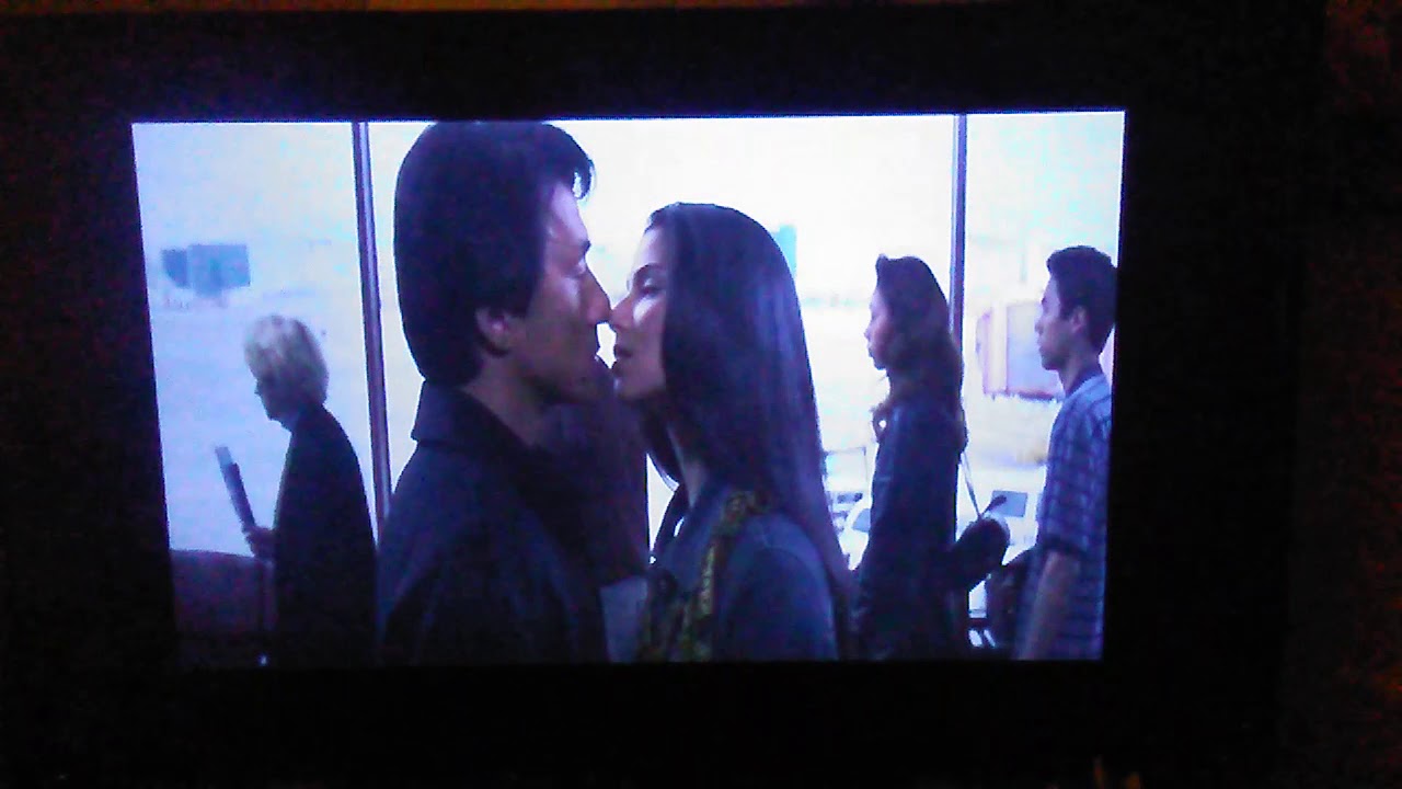 Rush Hour 2 Isabella and Lee kiss scene - YouTube