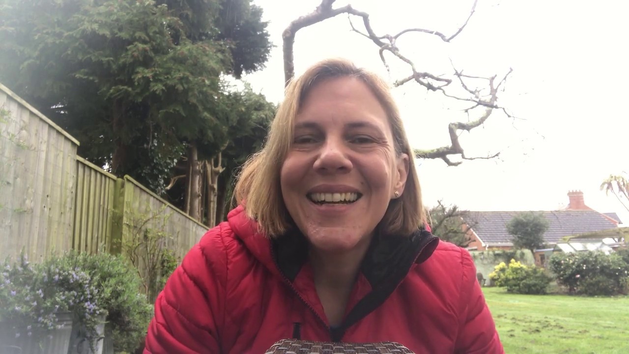 ⏸ Pause and Pray 🙏 Dr Liz Grier - YouTube