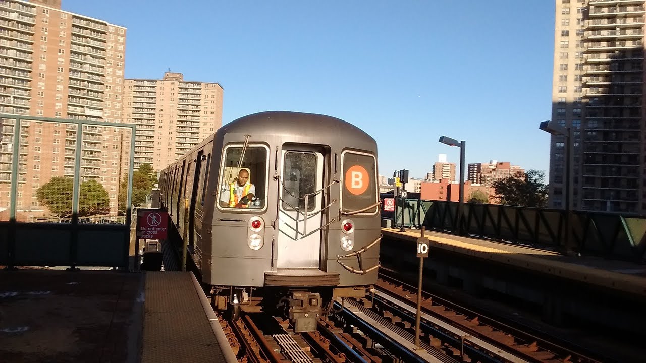 NYC Subway HD: Not In Service R68 & R68A B Trains @West 8 St (10/12/18 ...