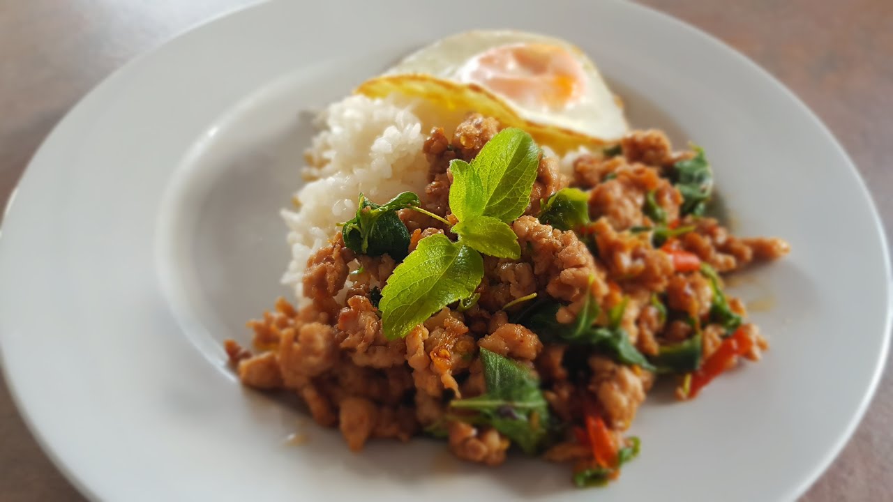 Stir-fried Thai Chicken Basil (Pad Ga Prao Gai) - YouTube