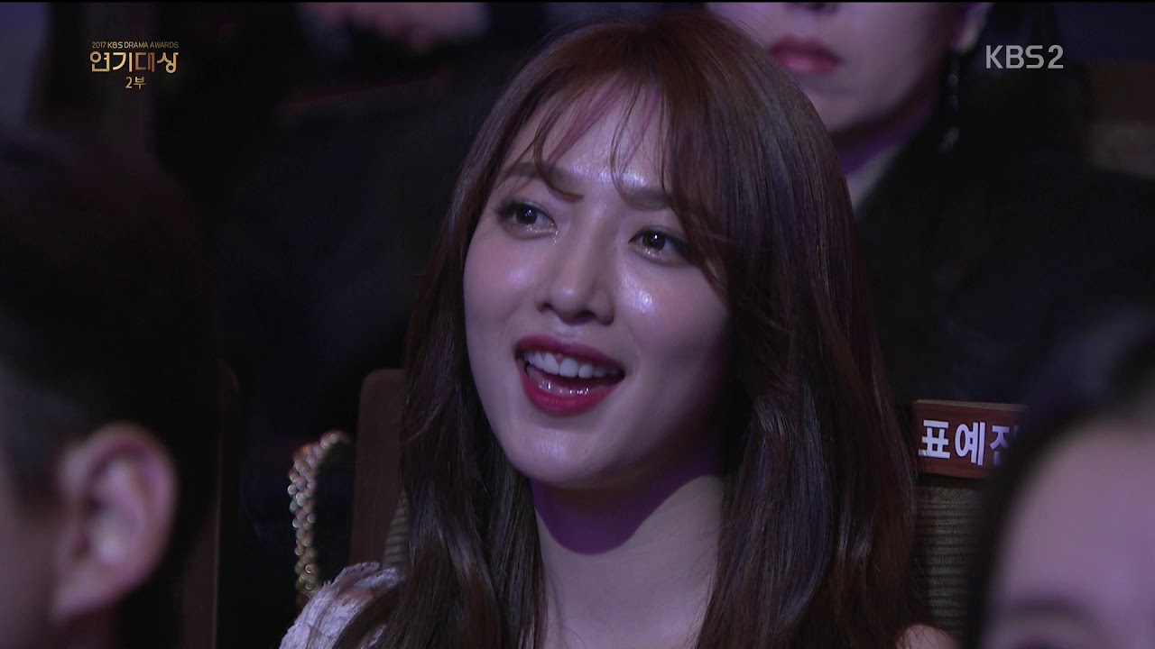 171231 KBS연기대상 비투비 알듯말듯해,OST상 수상 - YouTube