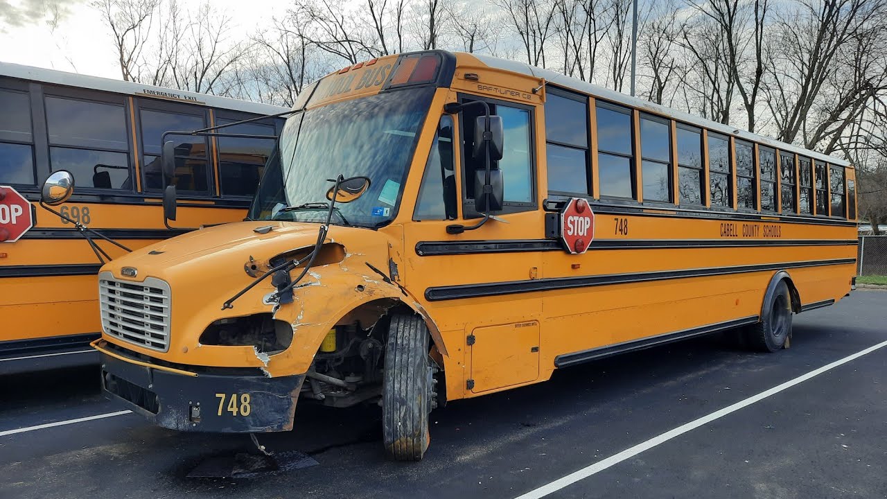 The Aftermath of a School Bus vs Semi Crash - YouTube